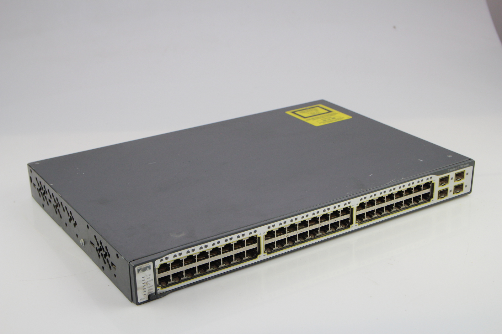Cisco Catalyst 3750 Series Switch WS-C3750-48TS-S V05